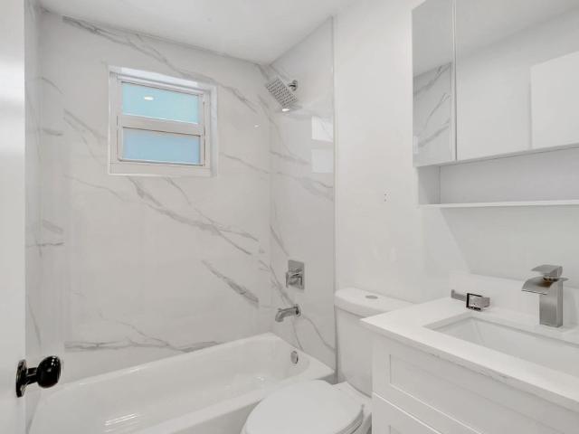 Luxury apartment complex for rent in Miami, Florida
