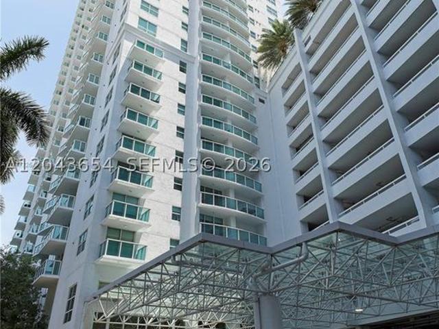 Luxury apartment complex for rent in Miami, Florida