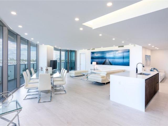 Luxury apartment complex for rent in Miami, Florida