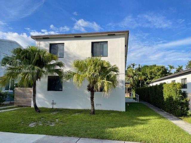 Luxury apartment complex for rent in Miami, Florida