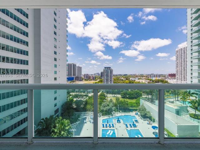 Luxury apartment complex for rent in Miami, Florida