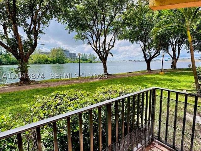 Luxury apartment complex for rent in Miami, Florida