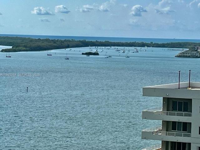 Luxury apartment complex for rent in Miami, Florida