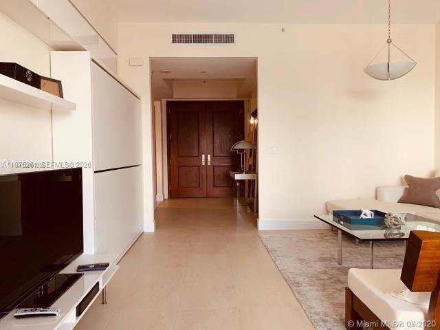 Luxury apartment complex for rent in Miami, Florida