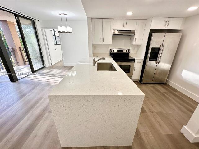 Luxury apartment complex for rent in Miami, Florida