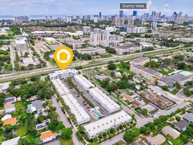 Luxury apartment complex for rent in Miami, Florida