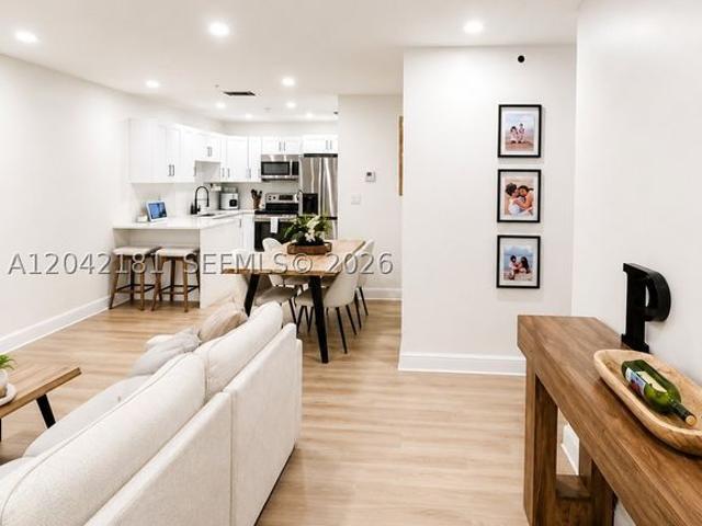 Luxury apartment complex for rent in Miami, Florida