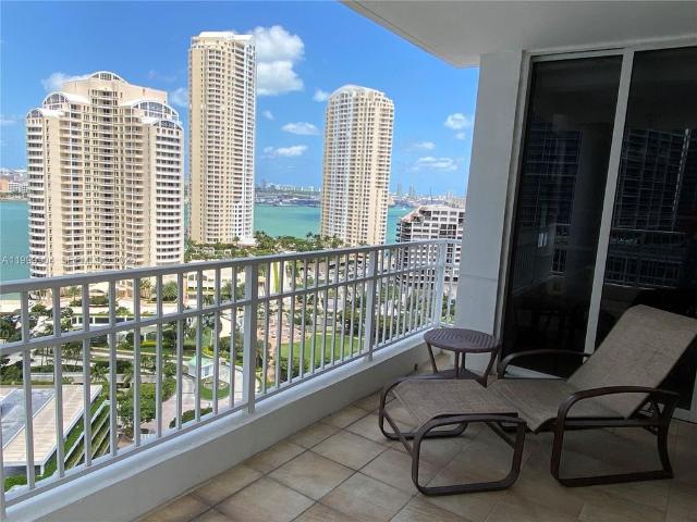 Luxury apartment complex for rent in Miami, Florida
