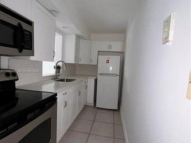 Luxury apartment complex for rent in Miami, Florida