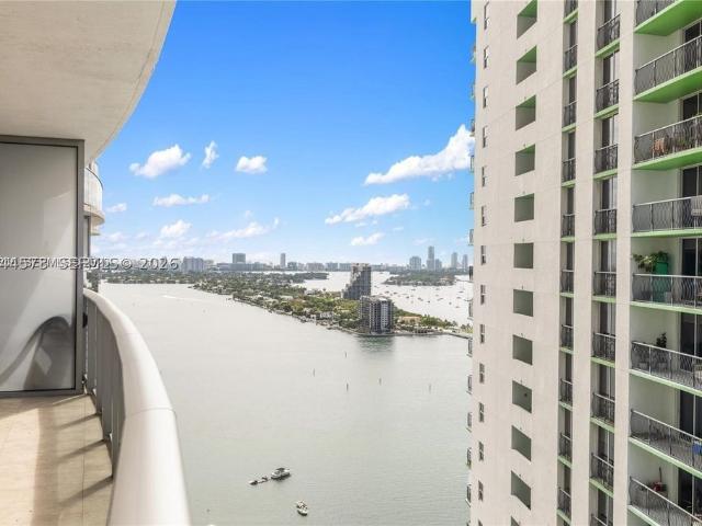 Luxury apartment complex for rent in Miami, Florida