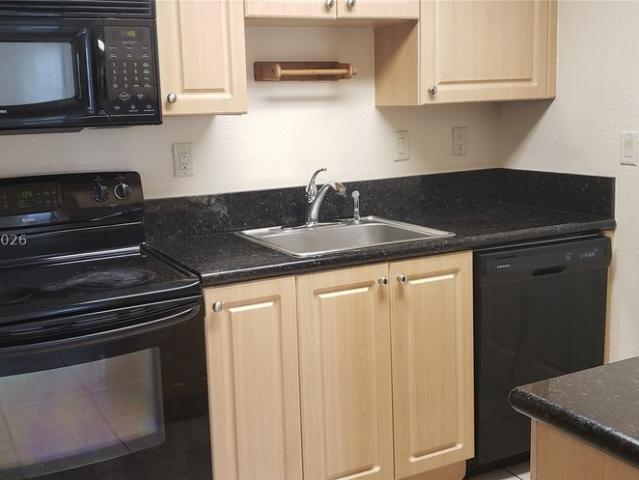 Luxury apartment complex for rent in Miami, Florida