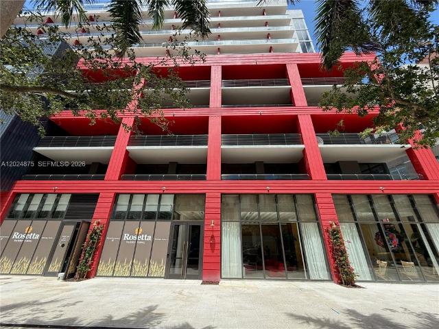 Luxury apartment complex for rent in Miami, Florida