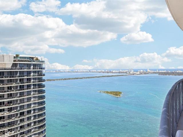 Luxury apartment complex for rent in Miami, Florida