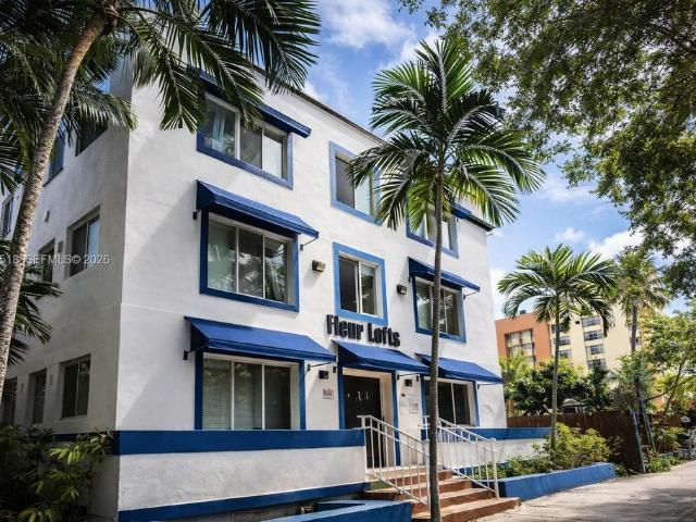 Luxury apartment complex for rent in Miami, Florida