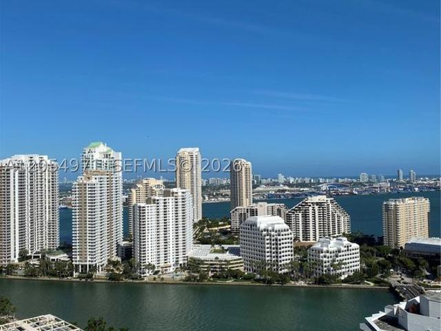 Luxury apartment complex for rent in Miami, Florida