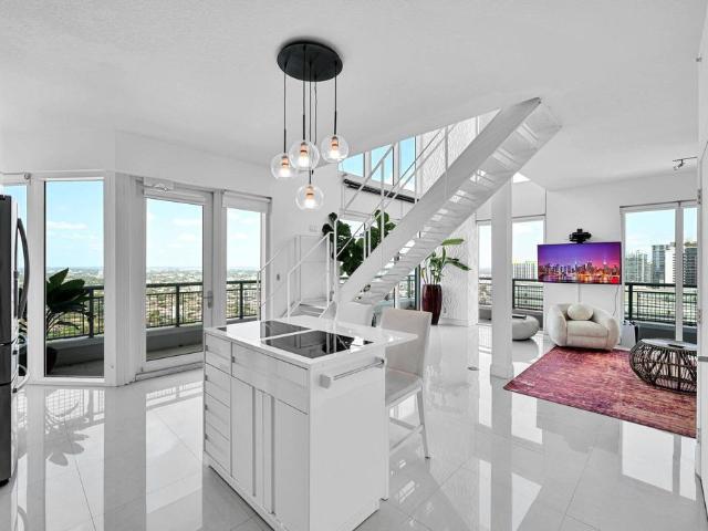 Luxury apartment complex for rent in Miami, Florida