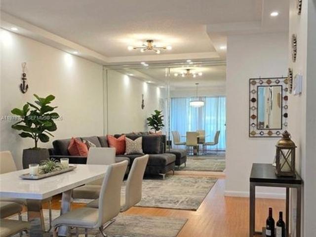 Luxury apartment complex for rent in Miami, Florida