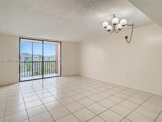 Luxury apartment complex for rent in Miami, Florida