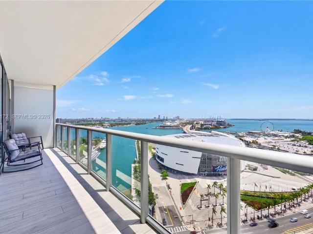 Luxury apartment complex for rent in Miami, Florida