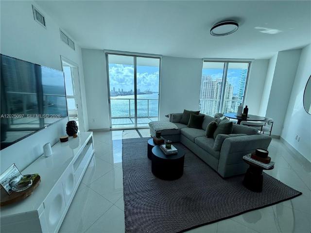 Luxury apartment complex for rent in Miami, Florida