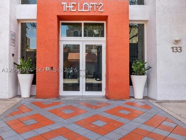 Luxury apartment complex for rent in Miami, Florida