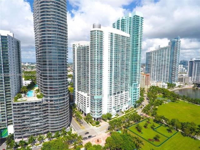 Luxury apartment complex for rent in Miami, Florida