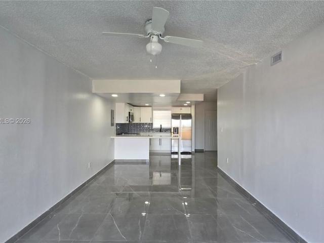 Luxury apartment complex for rent in Miami, Florida