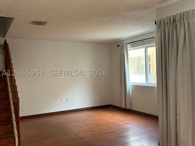 Luxury apartment complex for rent in Miami, Florida