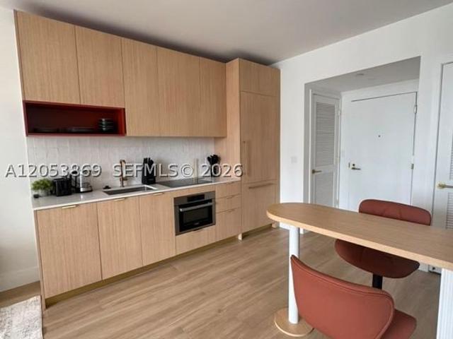 Luxury apartment complex for rent in Miami, Florida