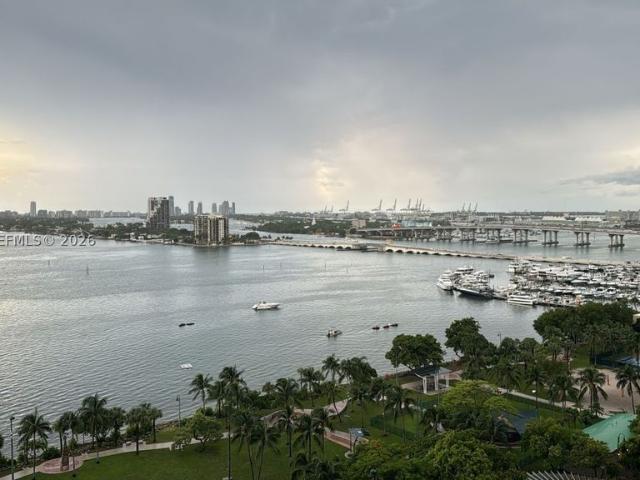 Luxury apartment complex for rent in Miami, Florida