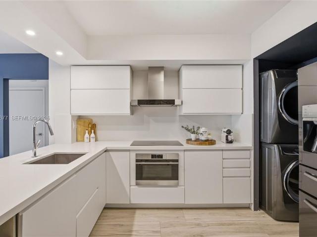 Luxury apartment complex for rent in Miami, Florida