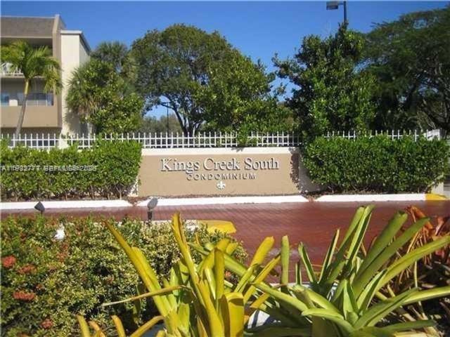 Luxury apartment complex for rent in Miami, Florida