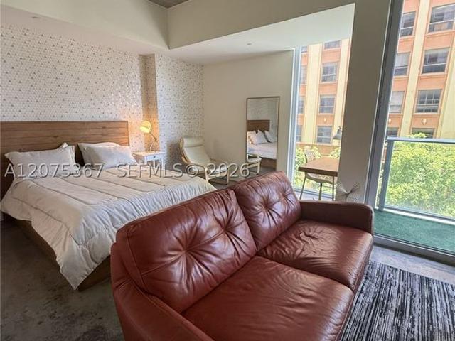 Luxury apartment complex for rent in Miami, Florida