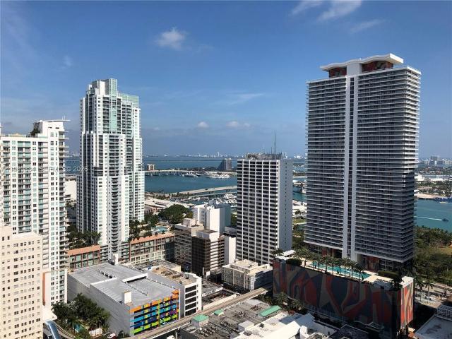 Luxury apartment complex for rent in Miami, Florida