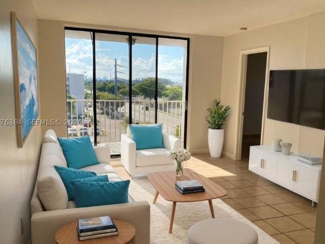 Luxury apartment complex for rent in Miami, Florida