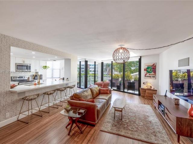Luxury apartment complex for rent in Miami, Florida