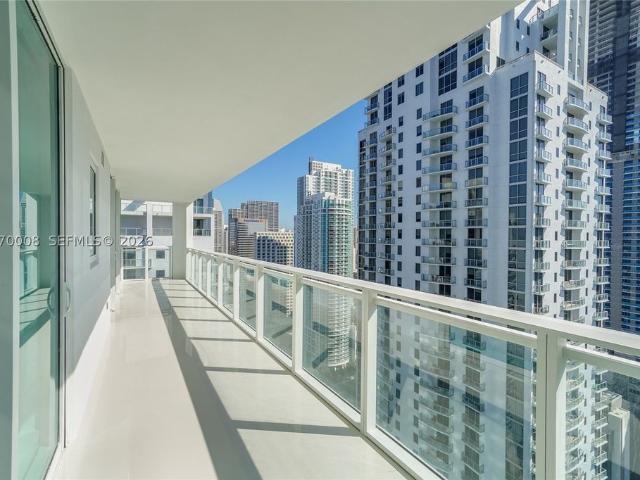 Luxury apartment complex for rent in Miami, Florida