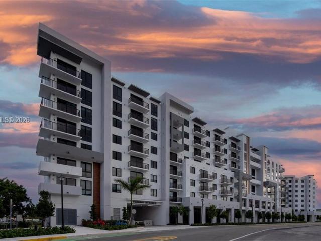Luxury apartment complex for rent in Miami, Florida