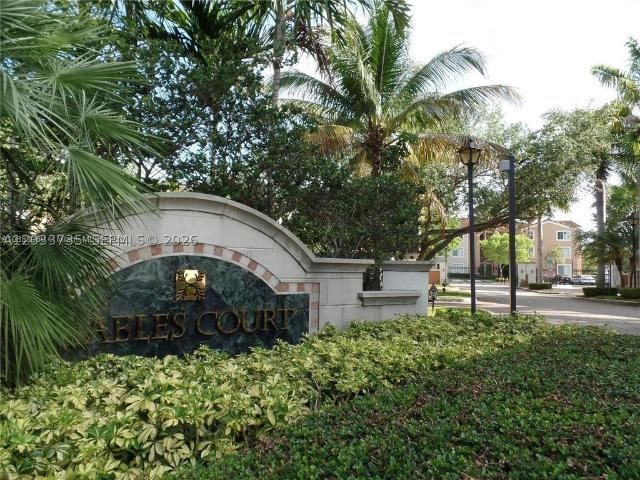 Luxury apartment complex for rent in Miami, Florida