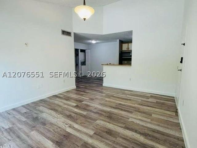 Luxury apartment complex for rent in Miami, Florida