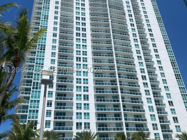 Luxury apartment complex for rent in Miami, Florida
