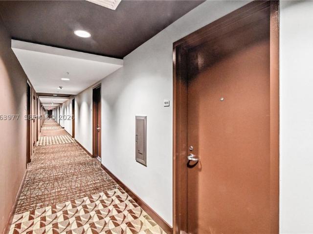 Luxury apartment complex for rent in Miami, Florida
