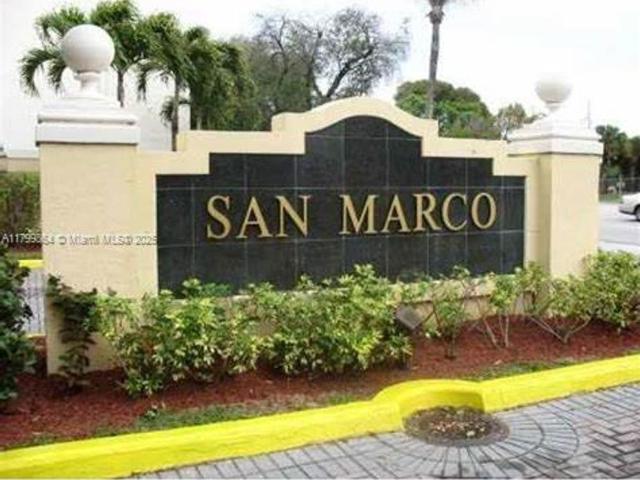 Luxury apartment complex for rent in Miami, Florida