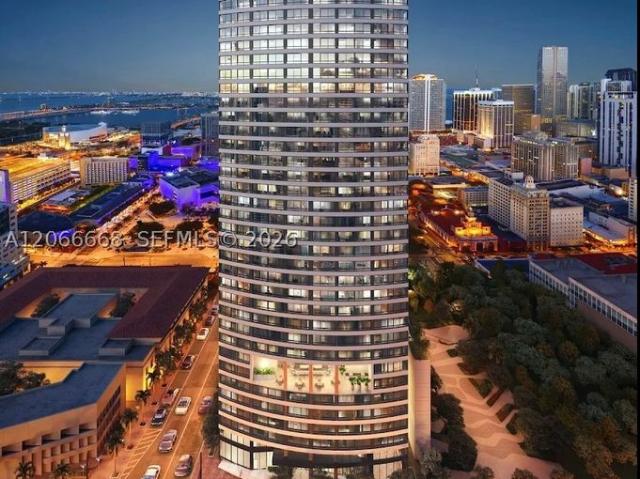 Luxury apartment complex for rent in Miami, Florida