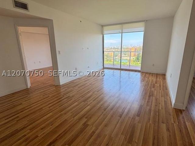 Luxury apartment complex for rent in Miami, Florida