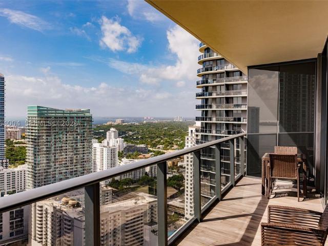 Luxury apartment complex for rent in Miami, Florida