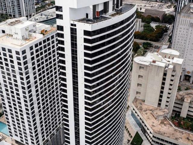Luxury apartment complex for rent in Miami, Florida