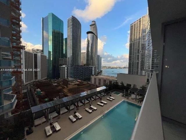 Luxury apartment complex for rent in Miami, Florida