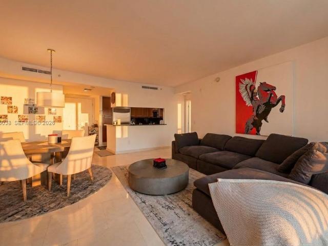 Luxury apartment complex for rent in Miami, Florida