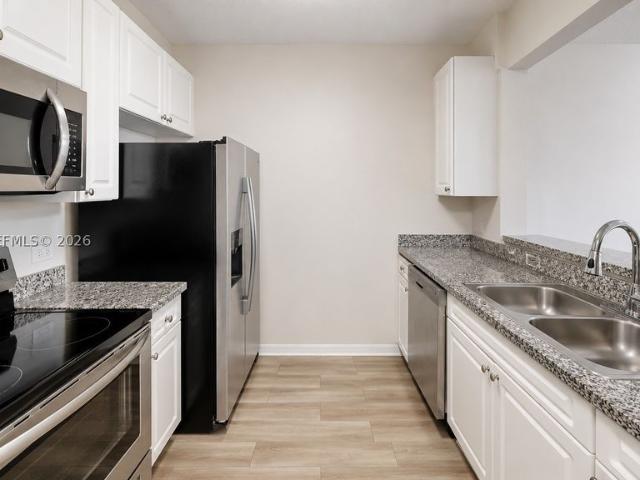 Luxury apartment complex for rent in Miami, Florida